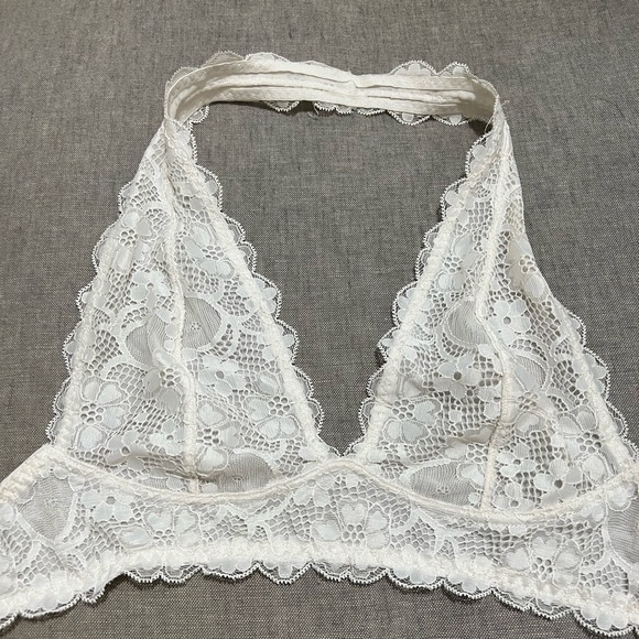 Free People | Intimates & Sleepwear | White Free People Lace Bralette ...
